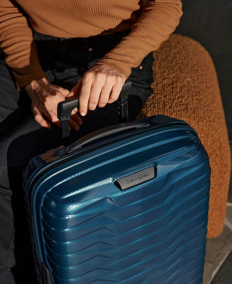 Kích thước tiêu chuẩn của vali size 28 inch